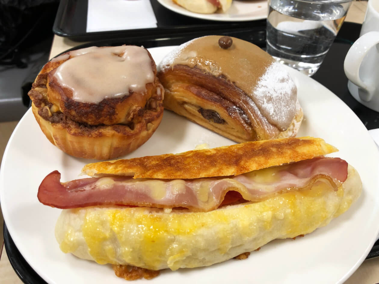 Bakeries in Japan - Zimmin Around the World