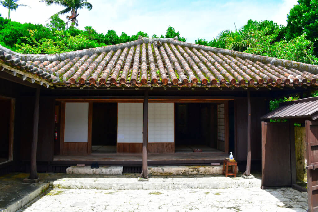 Walk the Gusuku Route in Kitanakagusuku - Zimmin Around the World